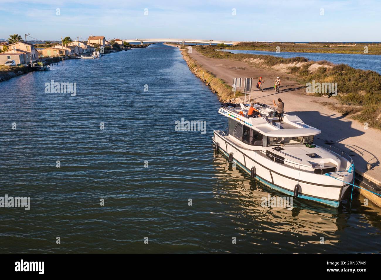 Frontignan bridge hi-res stock photography and images - Alamy