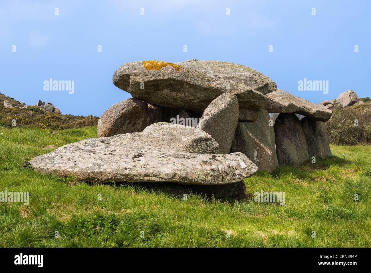 France, Cotes-d'Armor, Cote de Granit Rose, Trébeurden, Millau island ...