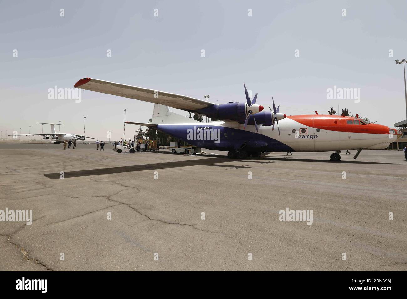 Red cross plane hi-res stock photography and images - Alamy
