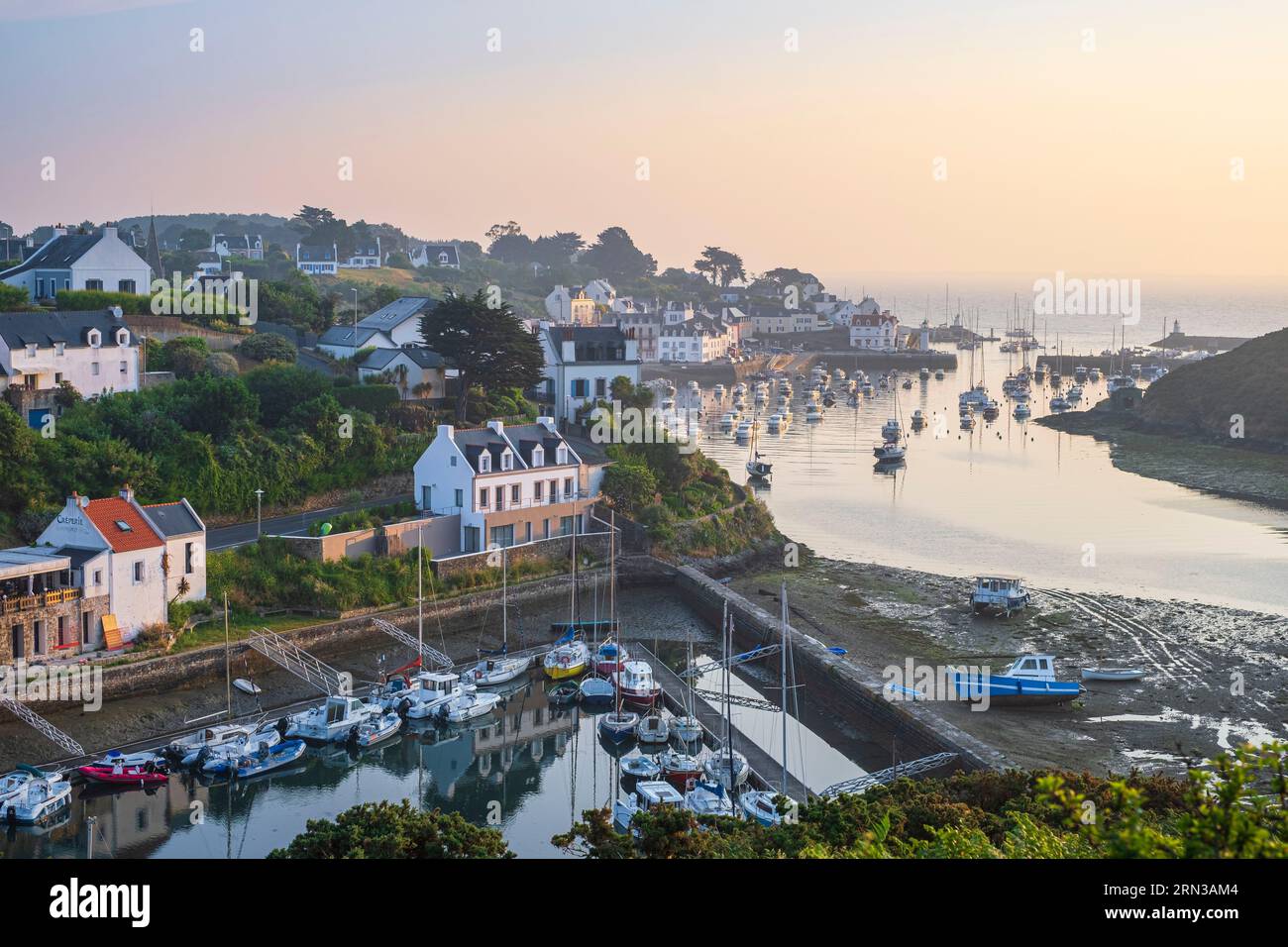 France, Morbihan, Belle-Ile-en-Mer, Sauzon harbour at sunrise Stock ...