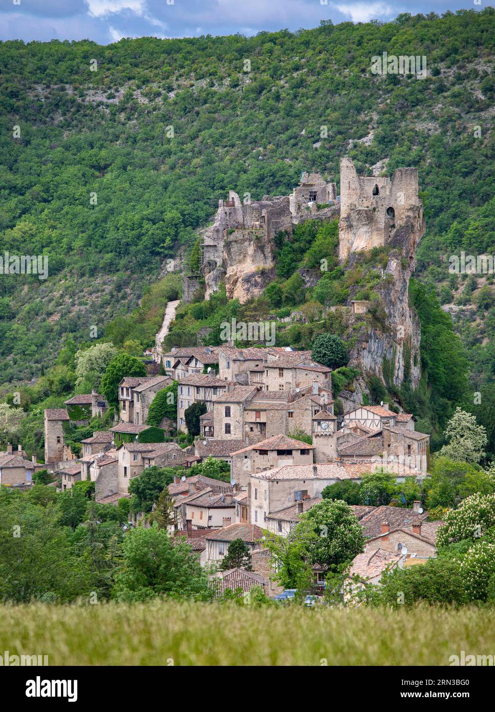 Penne village hi-res stock photography and images - Alamy