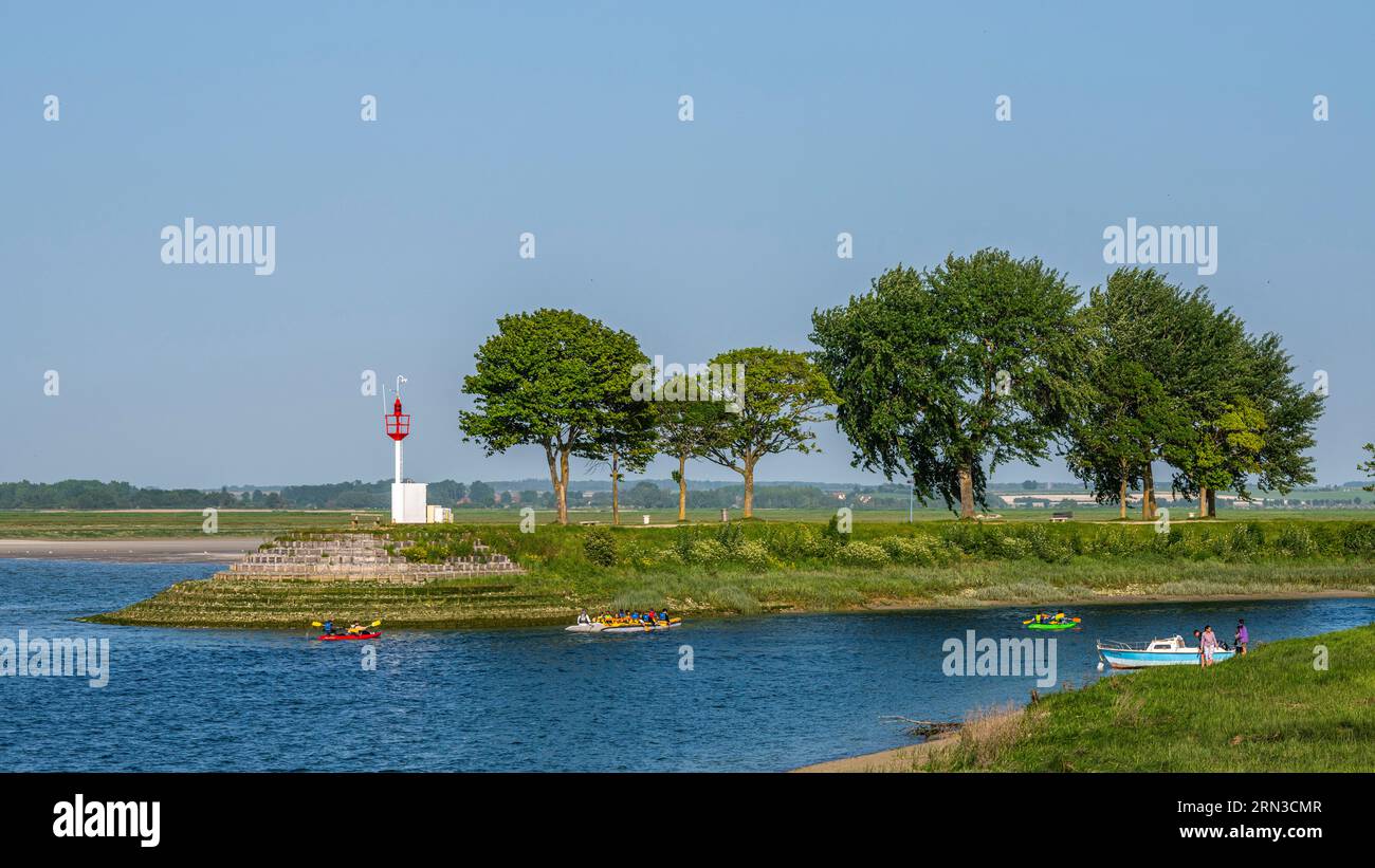 France, Somme, Baie de Somme, Saint-Valery-sur-Somme, The quays of ...