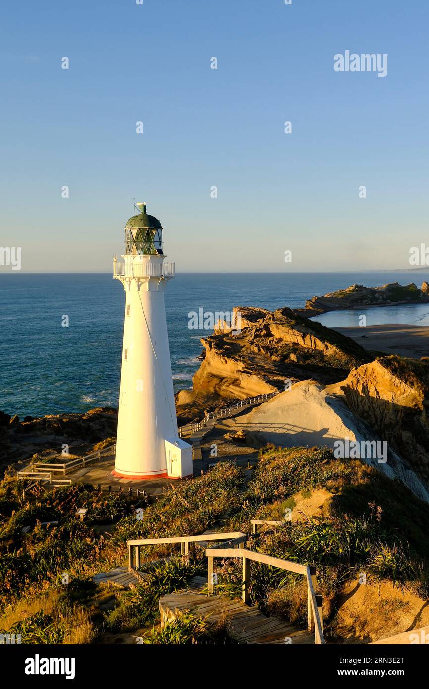 New Zealand, North Island, Wellington area, Wairarapa coast ...