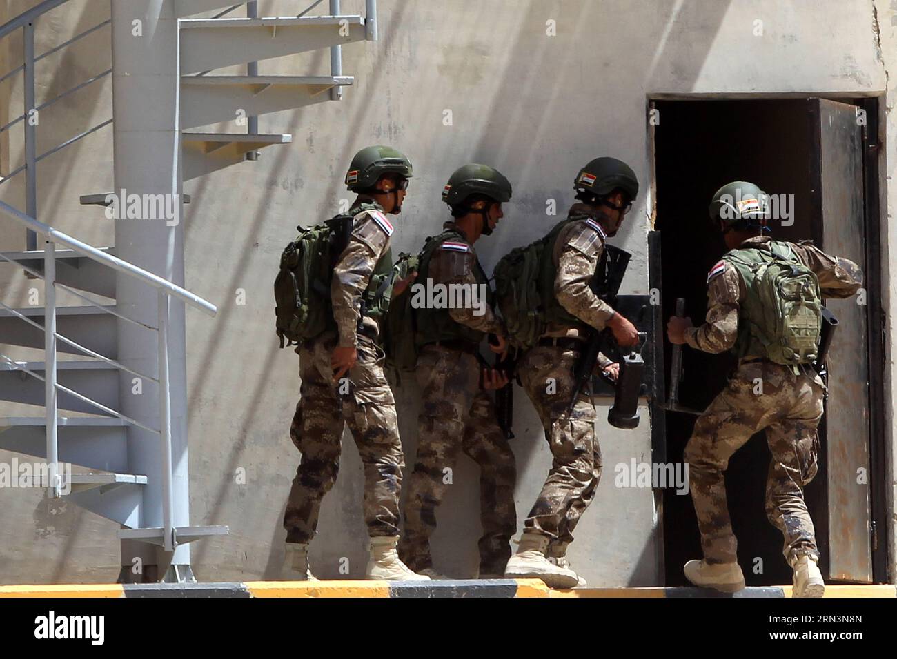 Special operations training center iraq hi-res stock photography and ...