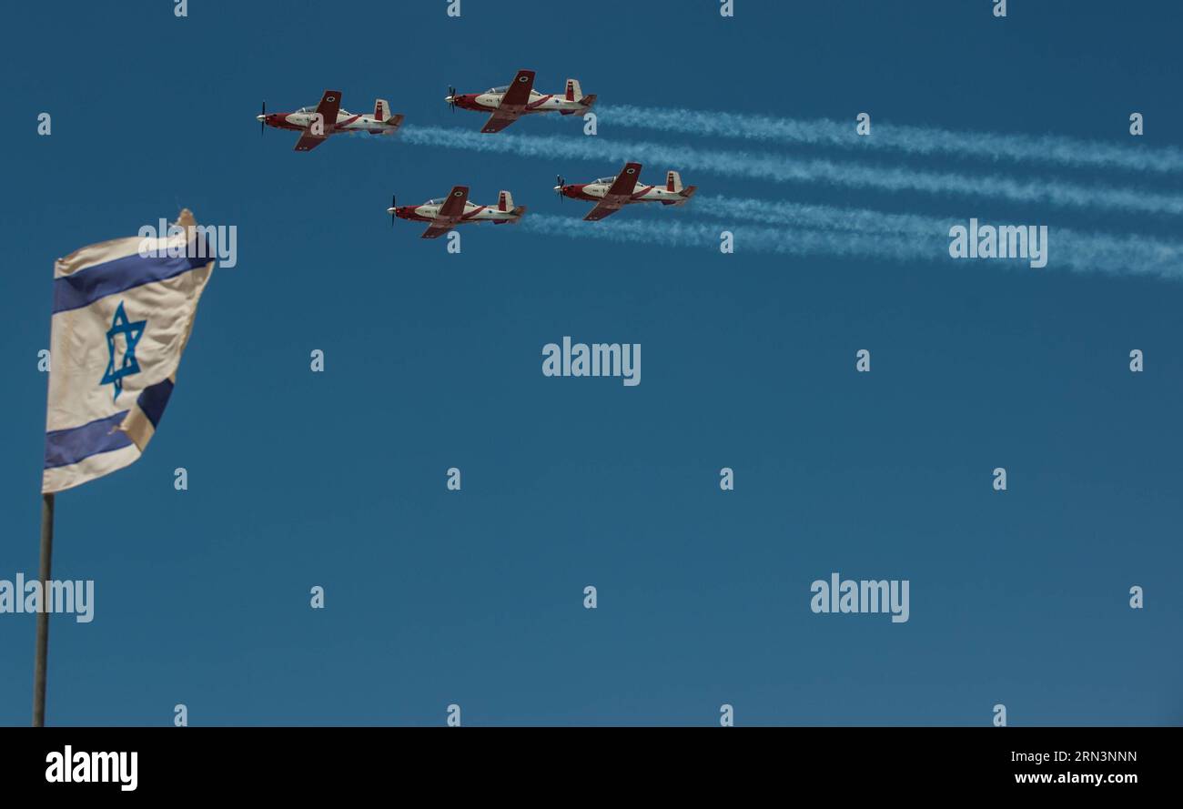 Forceaiplanes hi-res stock photography and images - Alamy
