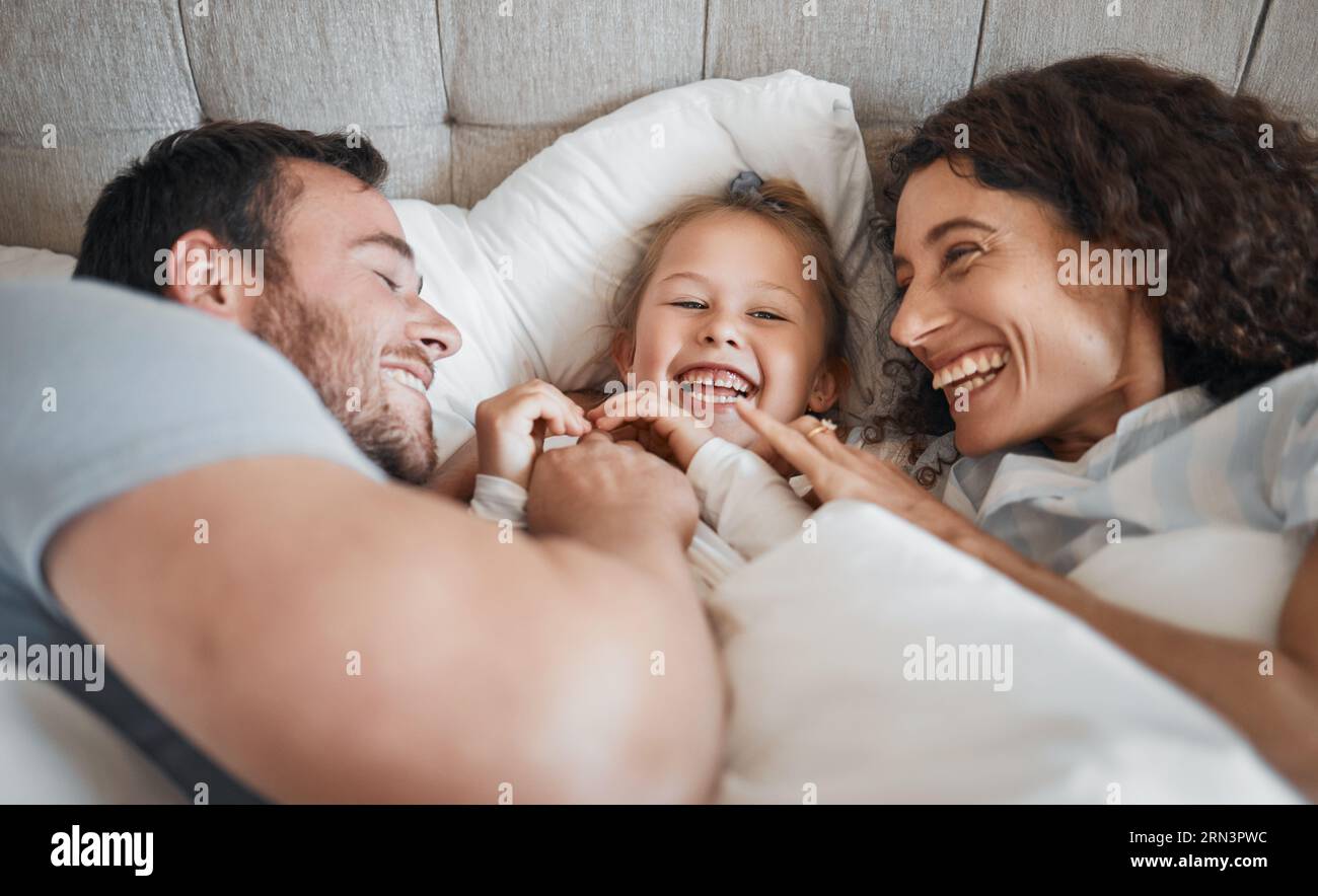 Kids waking up parents hi-res stock photography and images - Alamy