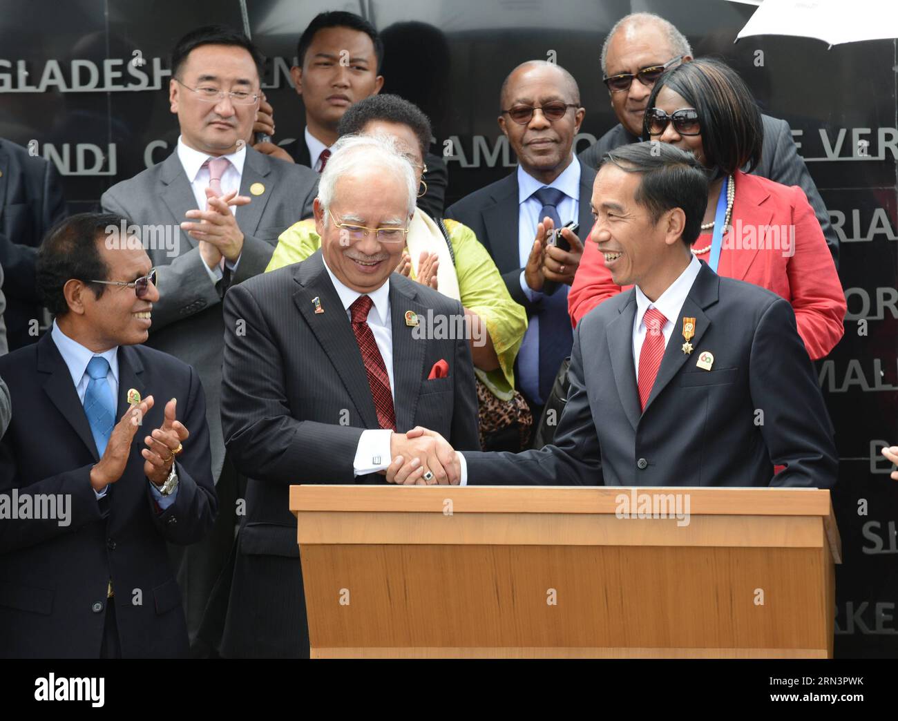 Sigingceremony hi-res stock photography and images - Alamy