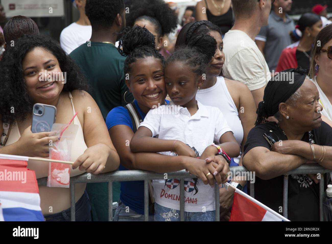 Dominican Americans celebrate at the 41st annual Dominican Day Parade ...
