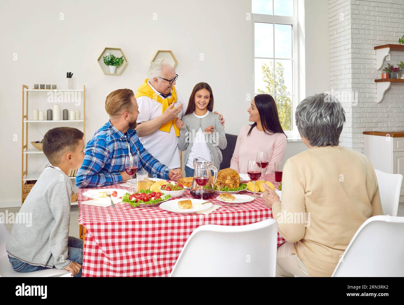 Funny thanksgiving feast home hi-res stock photography and images - Alamy