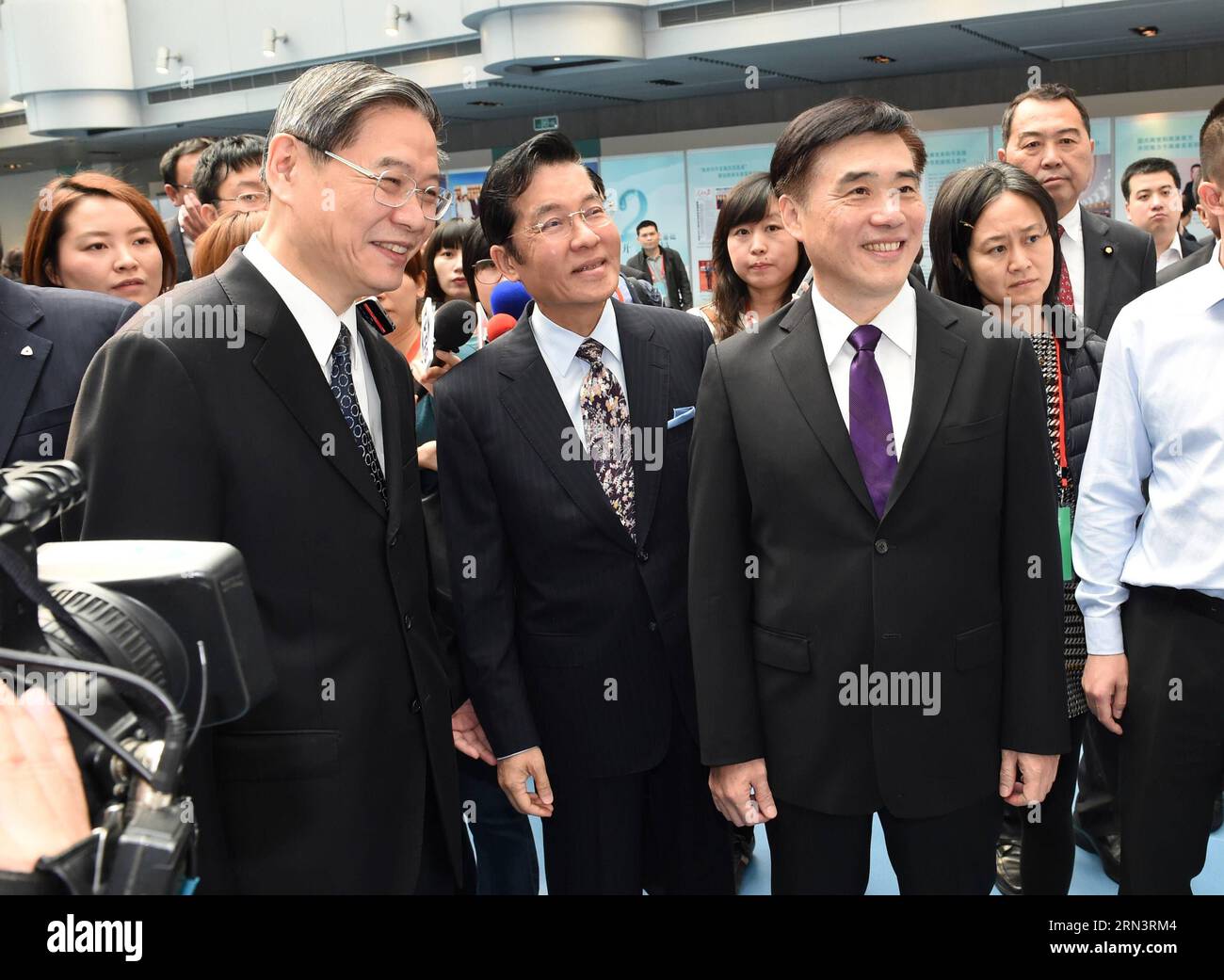 Front commun hi-res stock photography and images - Alamy