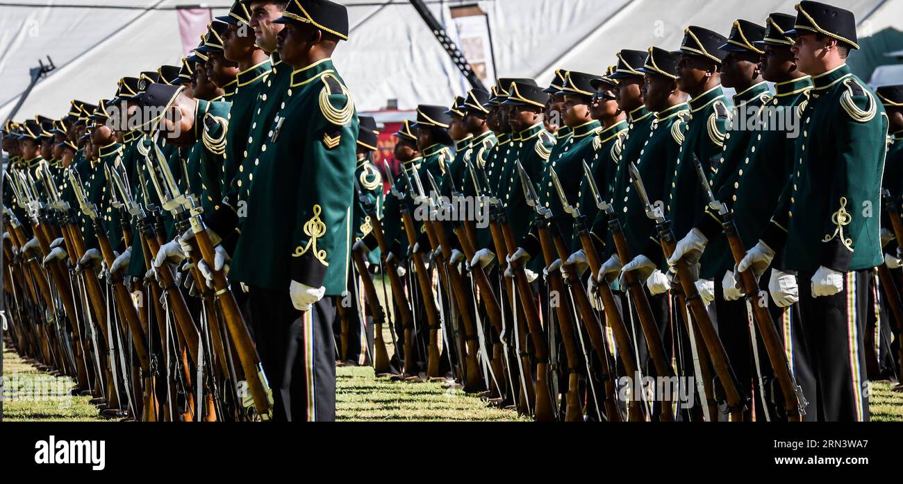 (150427) -- PRETORIA, April 27, 2014 -- Guards of honor attend a ...