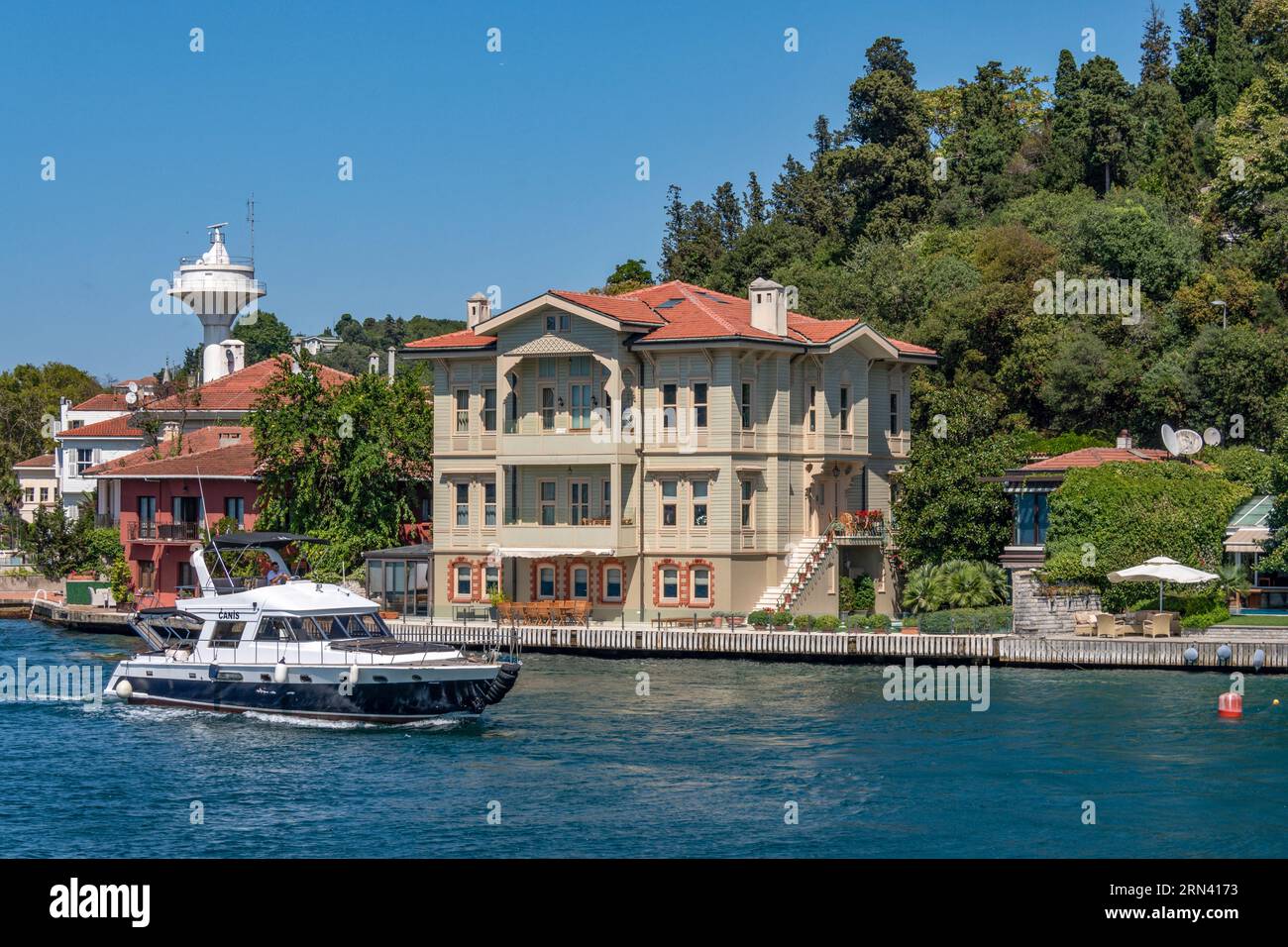 Bosphorus Strait in Istanbul, Turkey Stock Photo - Alamy