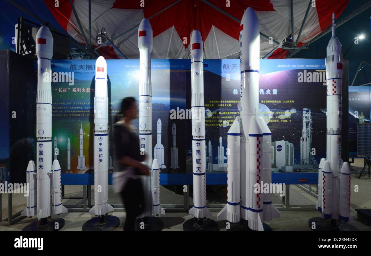 Spacesuit 2014 hi-res stock photography and images - Alamy