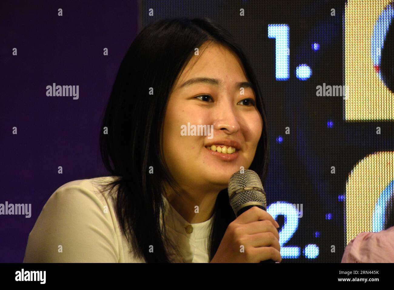 Womens world chess champion hi-res stock photography and images - Alamy