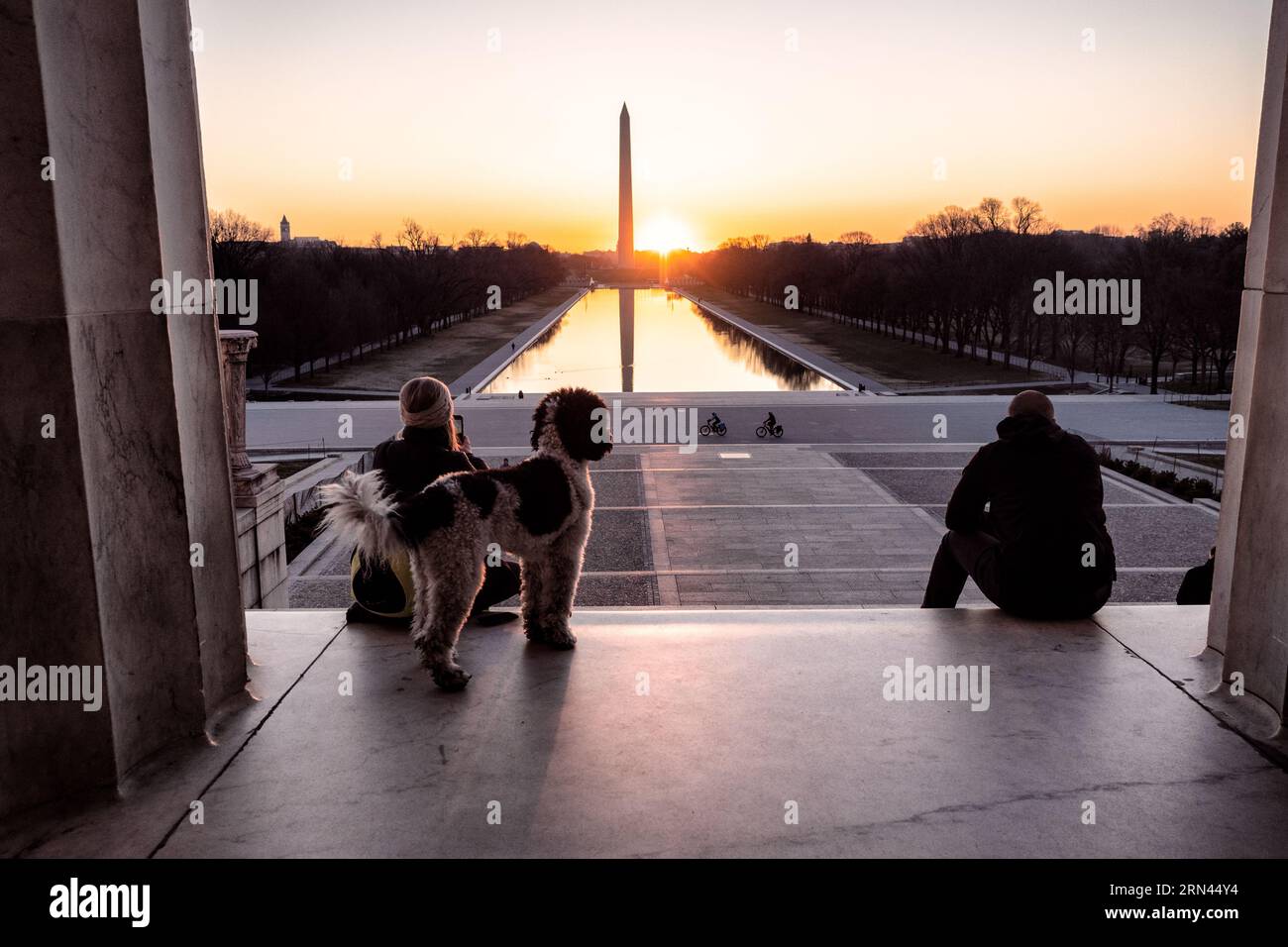 Sunrise over washington dc landmarks hi-res stock photography and ...