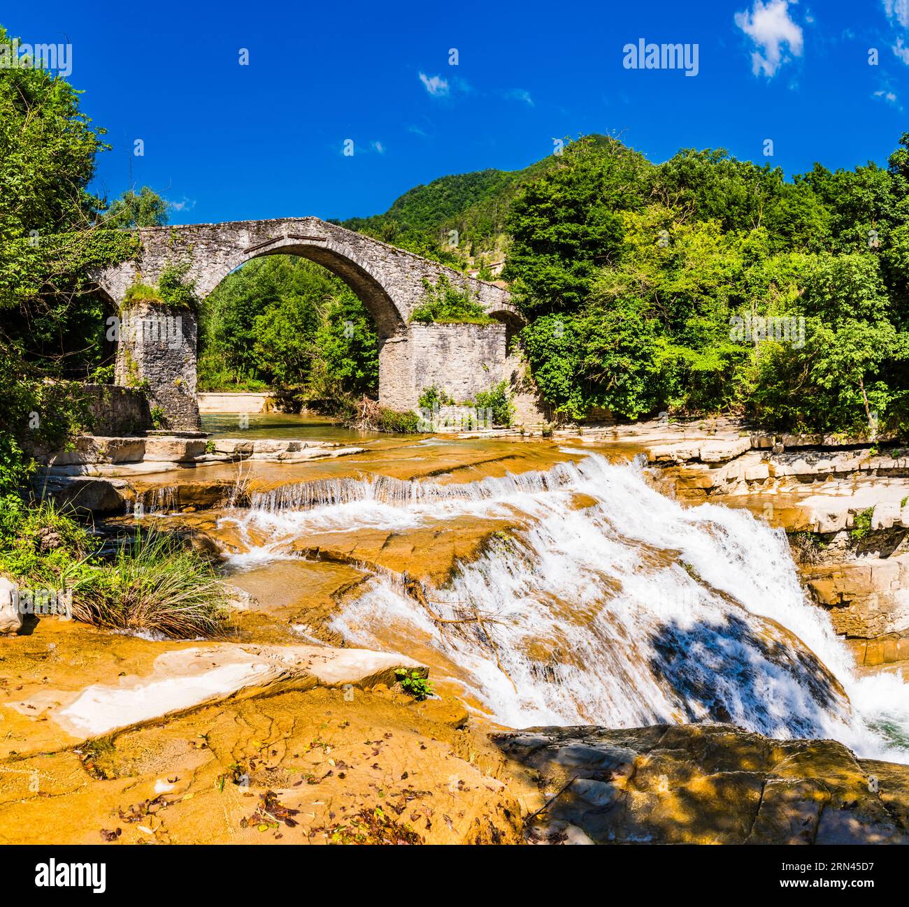 Fiume montone hi-res stock photography and images - Alamy