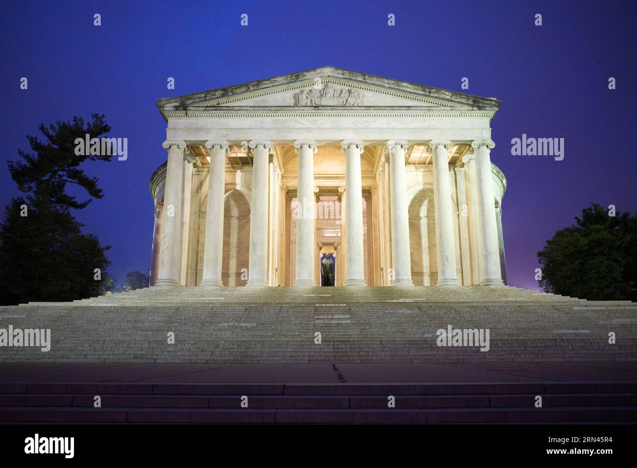 Jefferson Memorial At Night Washington DC // WASHINGTON DC — The ...