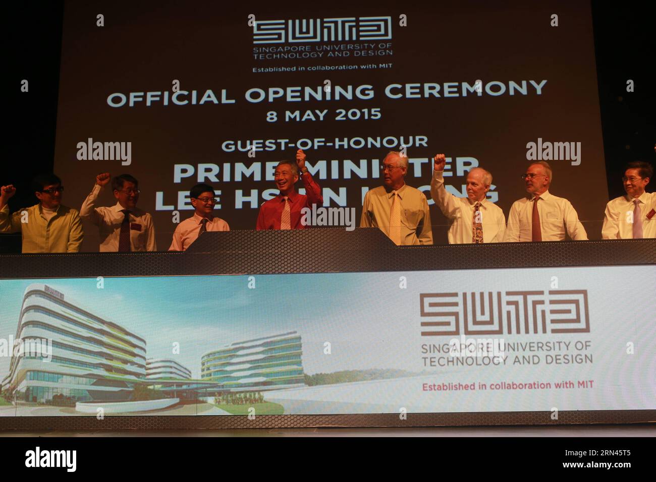 (150508) -- SINGAPORE, May 8, 2015 -- Singapore s Prime Minister Lee ...