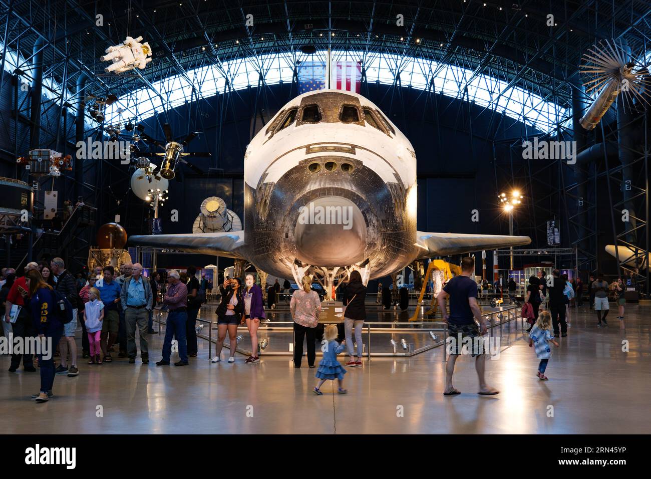 CHANTILLY, Virginia, United States — The Space Shuttle Discovery stands ...