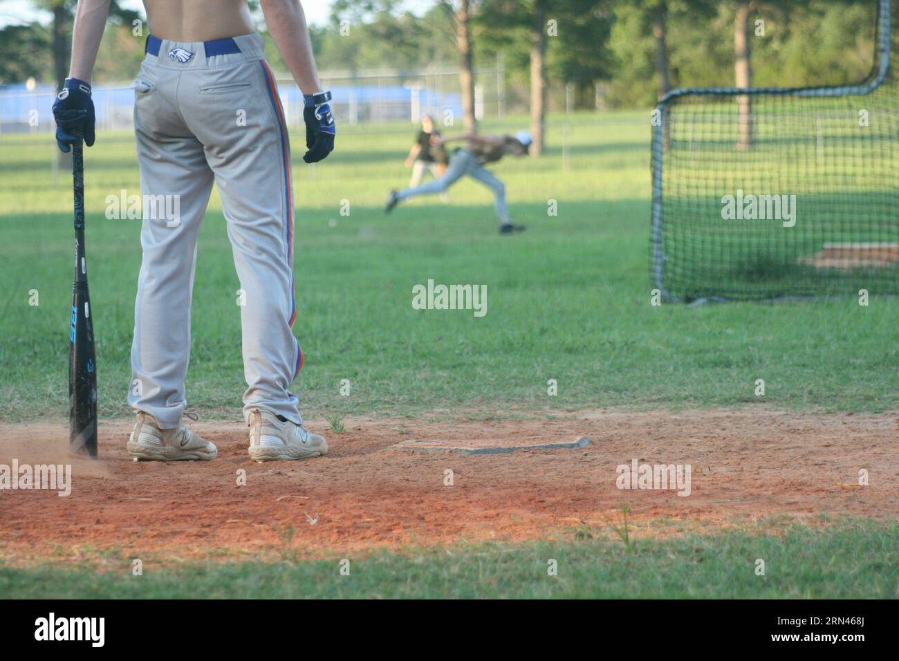 Youth baseball coach hi-res stock photography and images - Alamy