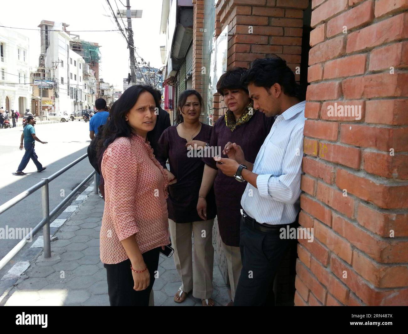 Nepalkathmanduquake hi-res stock photography and images - Alamy