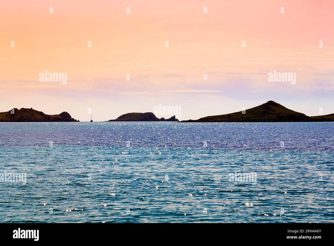Cornwall silhouette hi-res stock photography and images - Alamy