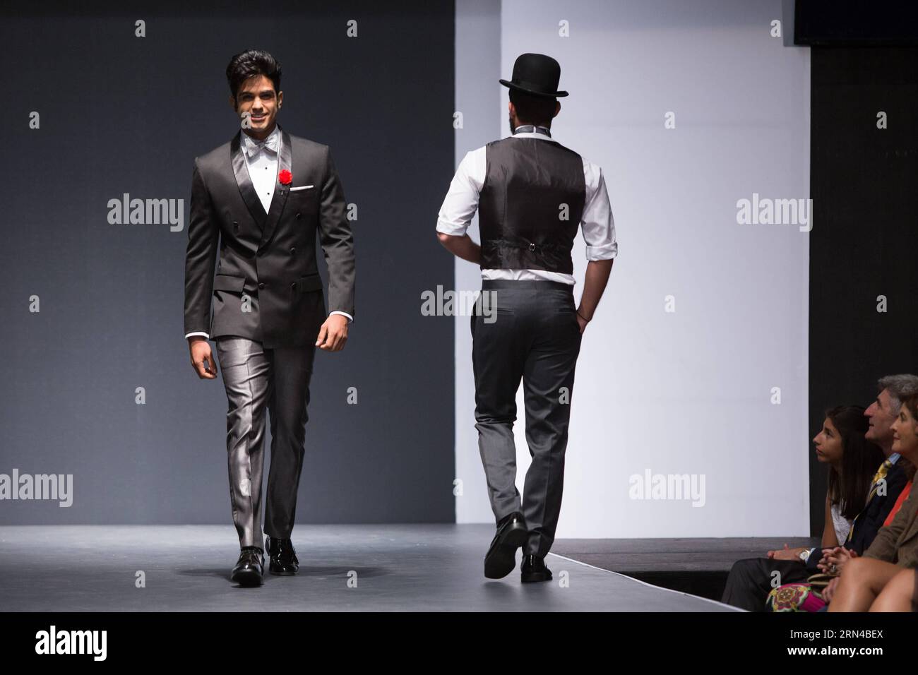 (150516) -- SANTO DOMINGO, - Models present creations of Jose Jhan ...