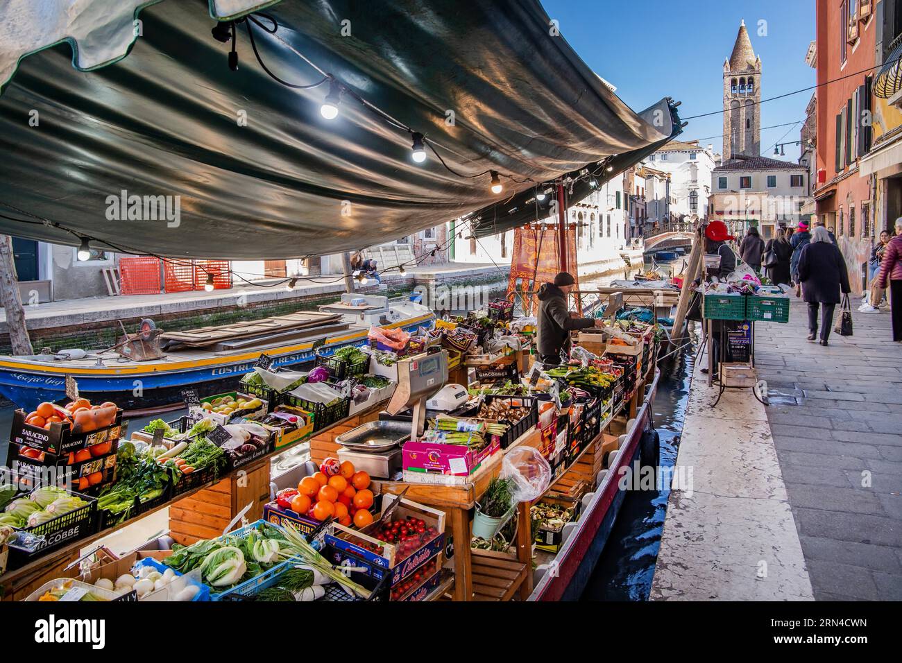 Floating fruit hi-res stock photography and images - Alamy