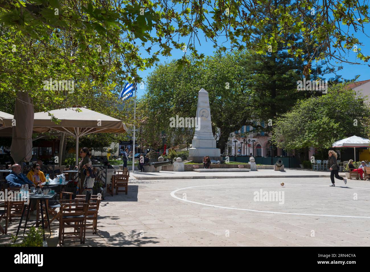 Monument to the Three Admirals of the Naval Battle of Navarino in the ...