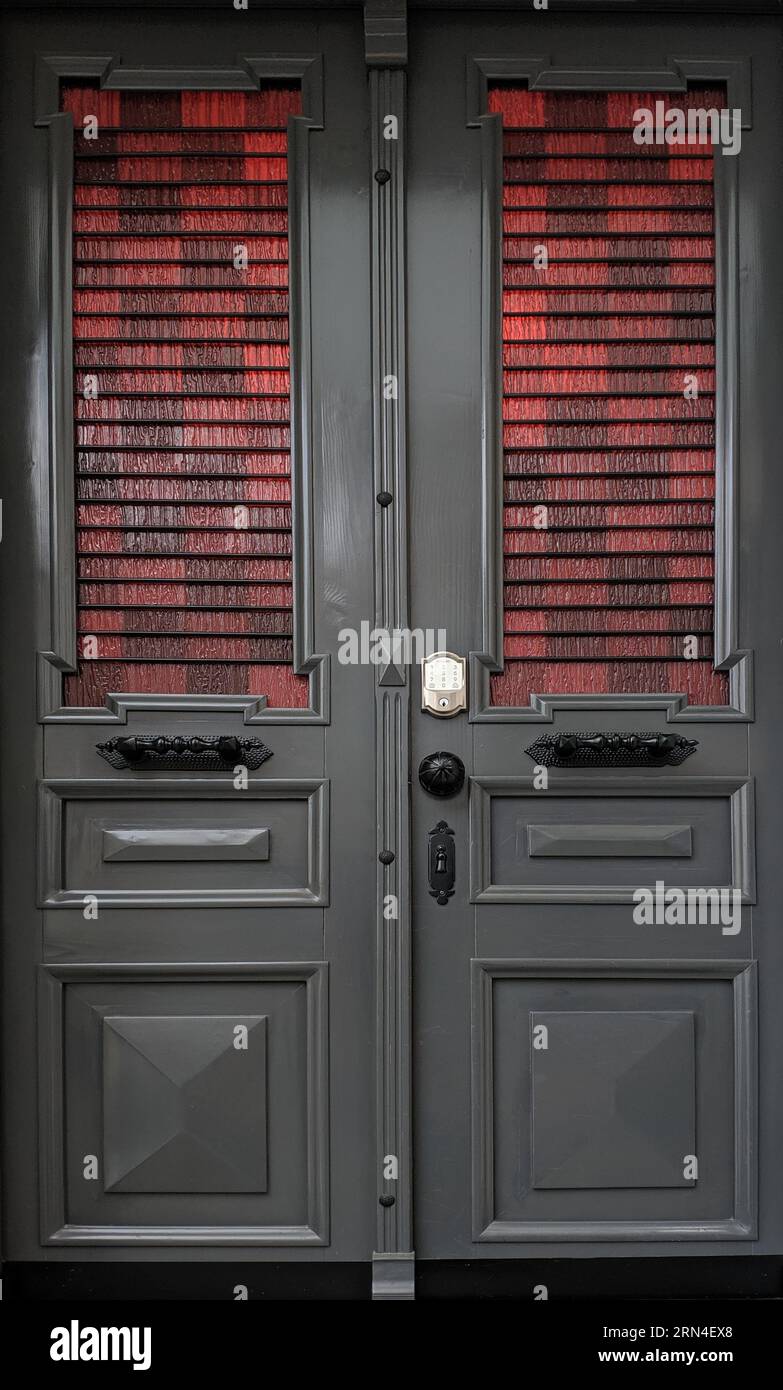 Art deco club house hi-res stock photography and images - Alamy