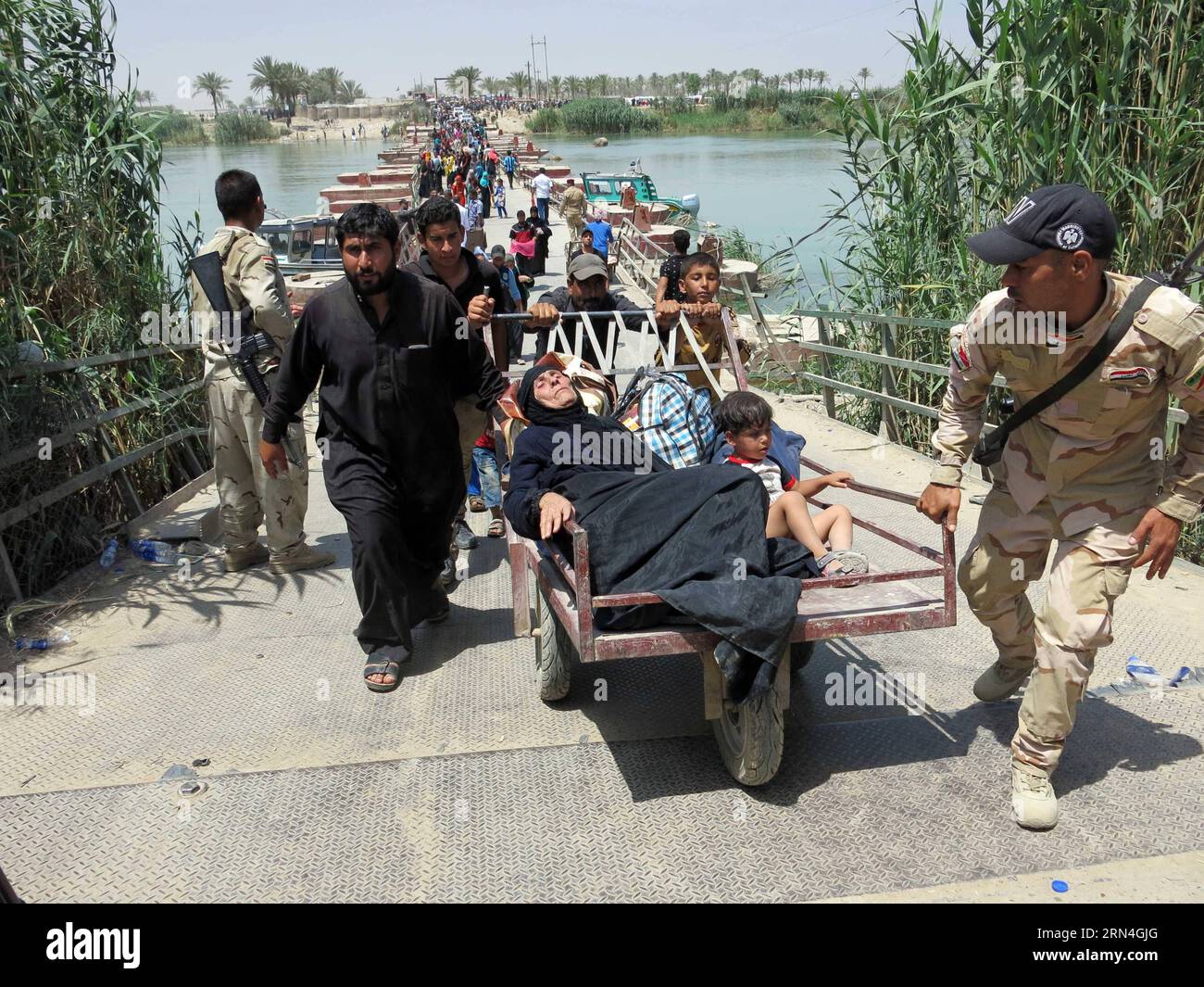 Fallujah bridge hi-res stock photography and images - Alamy