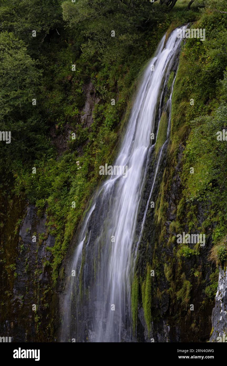 Cascade waterfall hi-res stock photography and images - Alamy