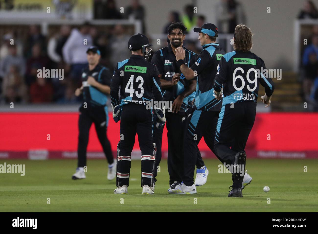 Will jacks cricket hi-res stock photography and images - Alamy