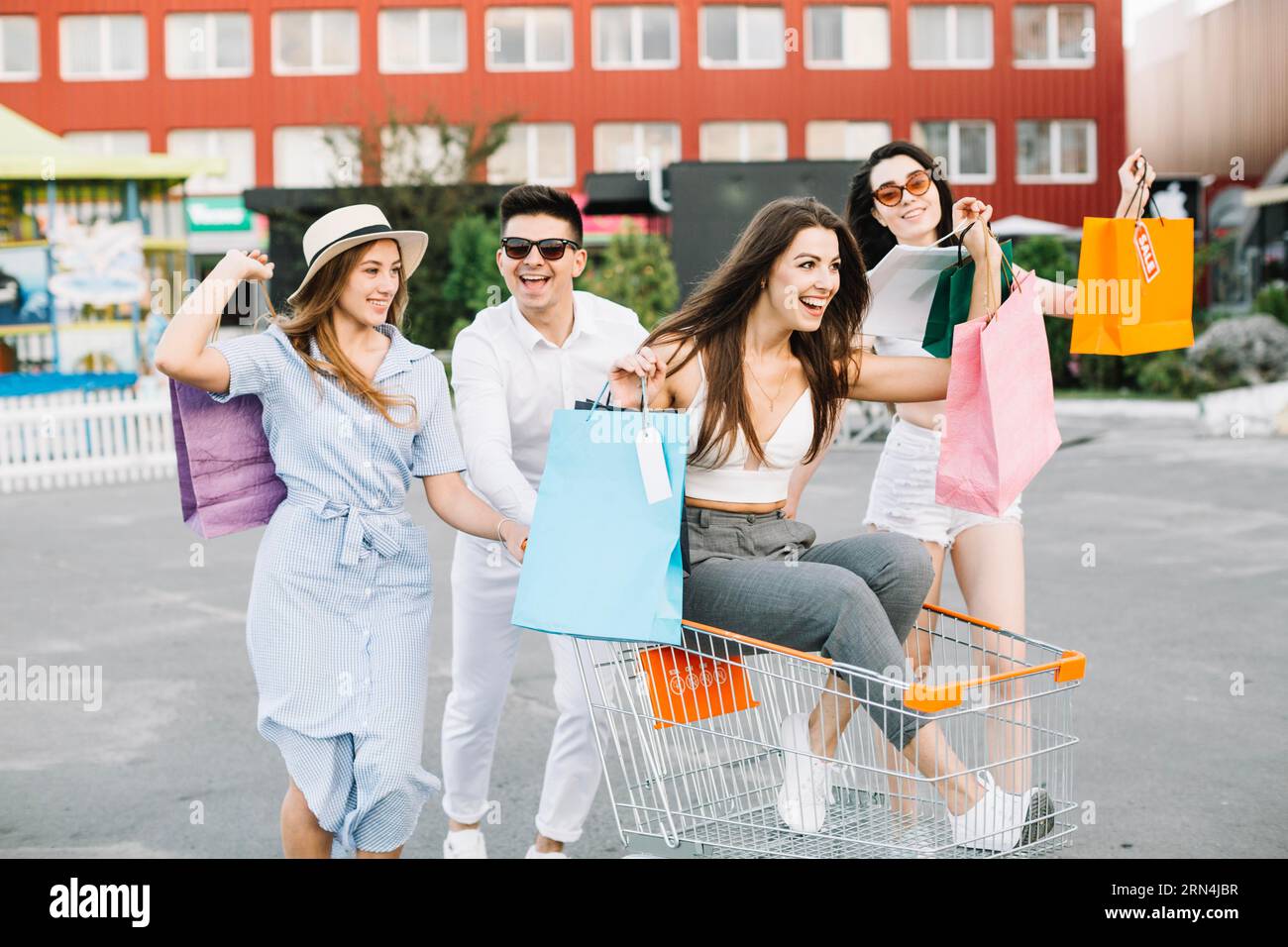 Four friends having fun together hi-res stock photography and images ...