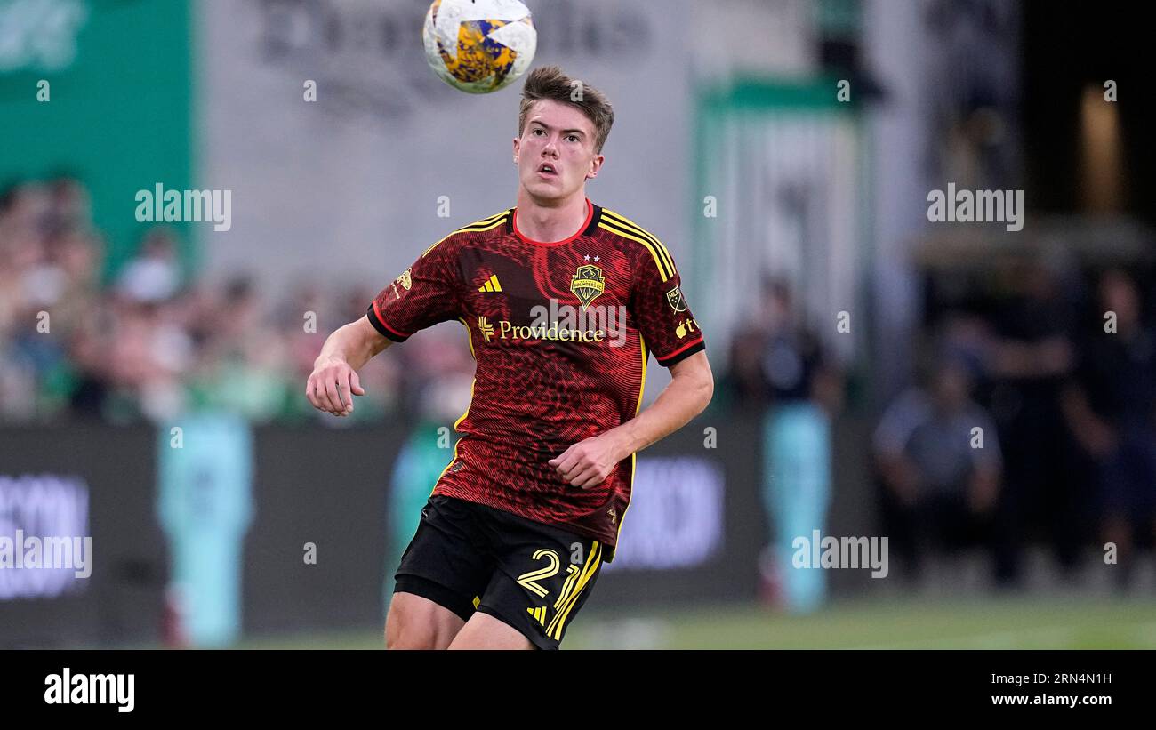 Seattle Sounders midfielder Reed Baker-Whiting (21) during the second ...