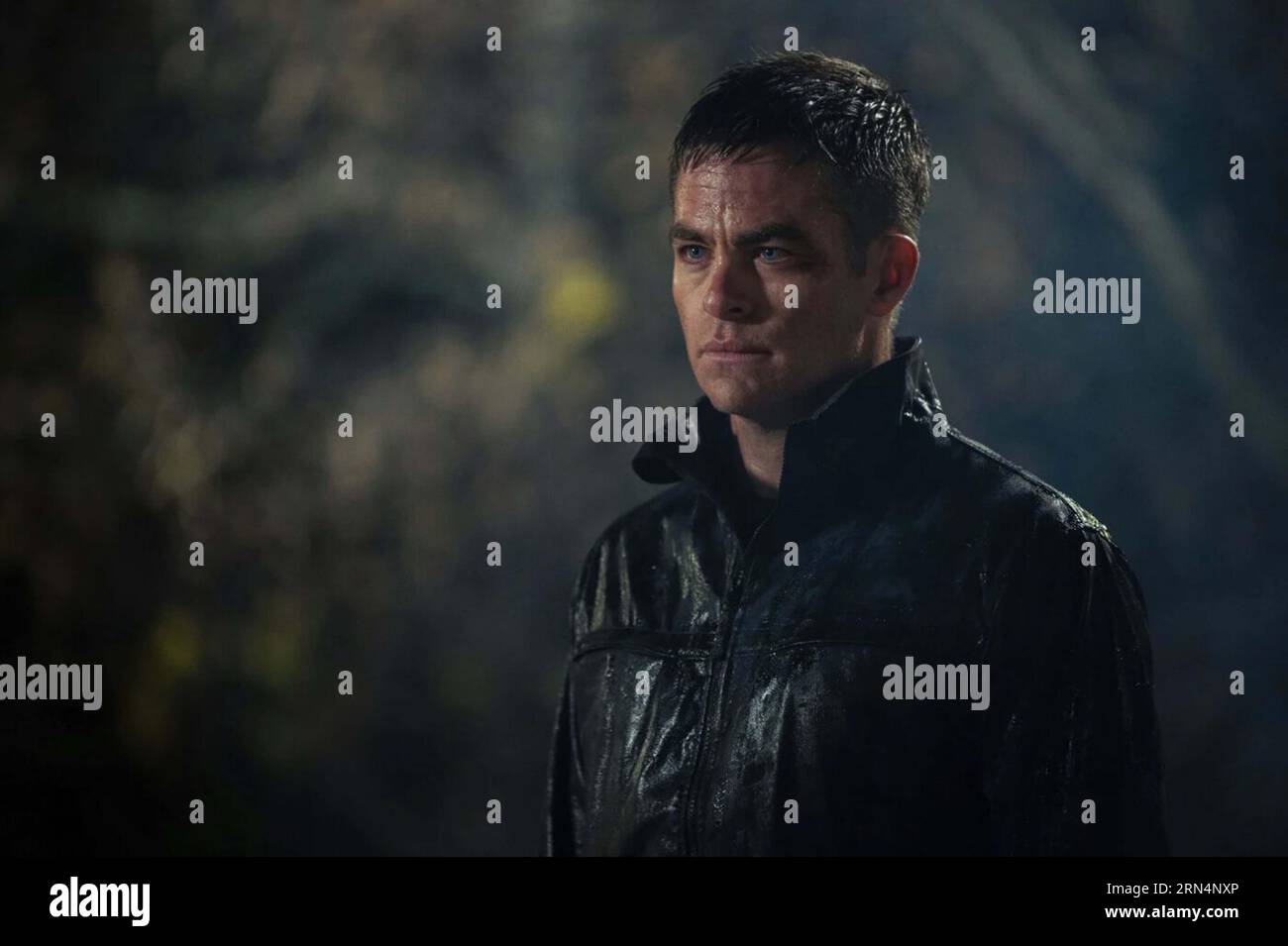 The contractor 2022 chris pine hi-res stock photography and images - Alamy