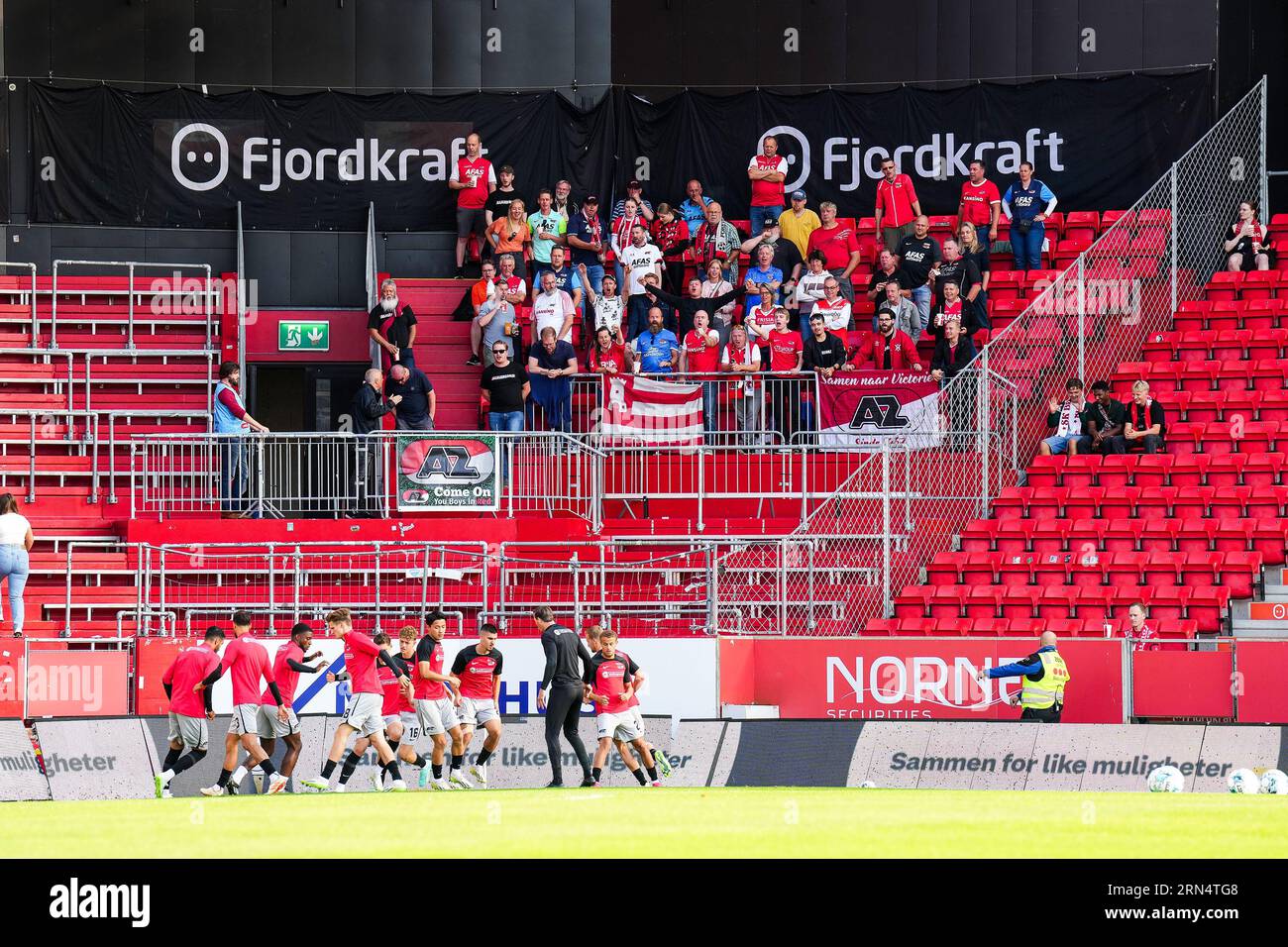 BERGEN - Fans of AZ during the UEFA Conference League play-offs match ...