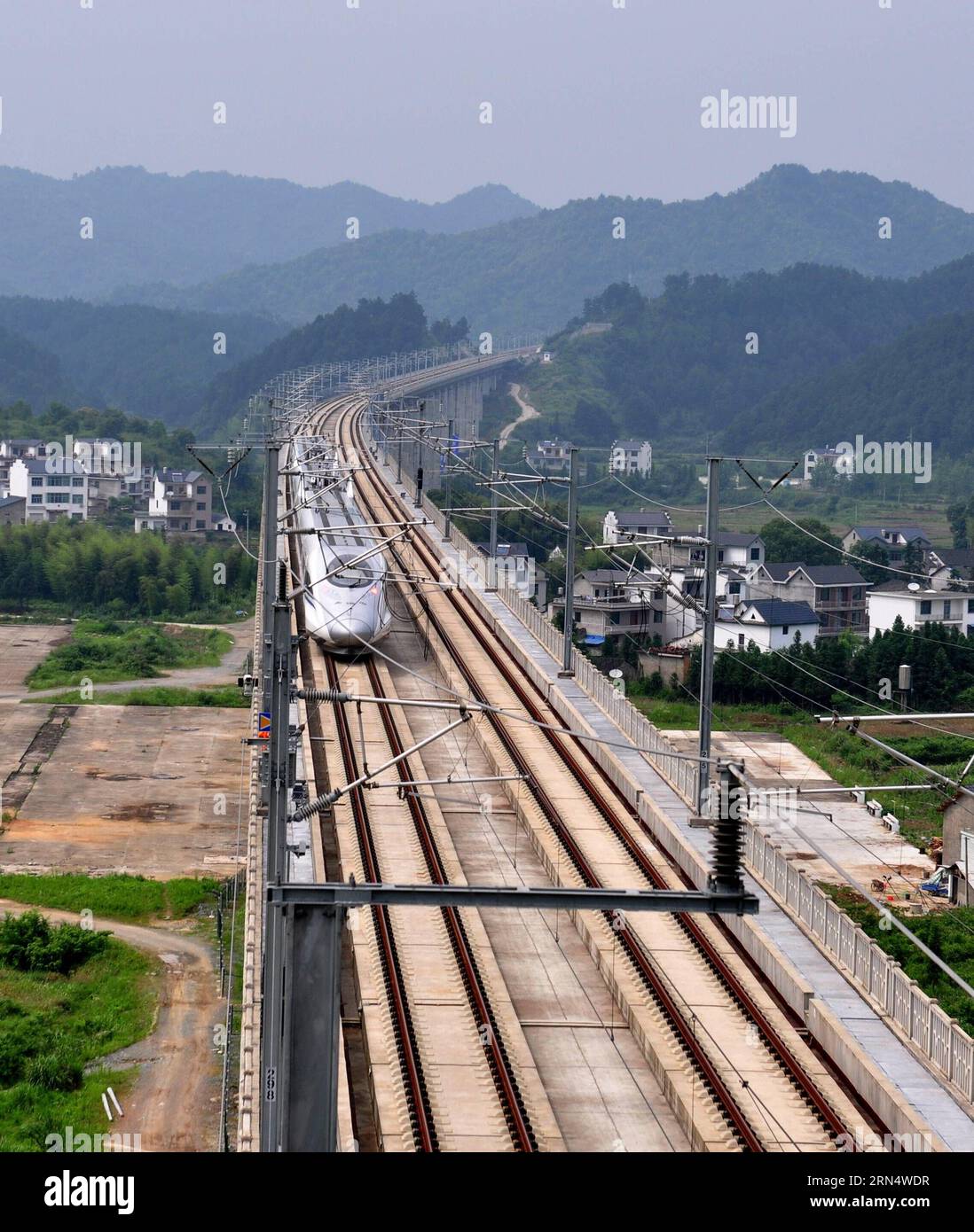 Train china railway high speed crh runs hi-res stock photography and ...