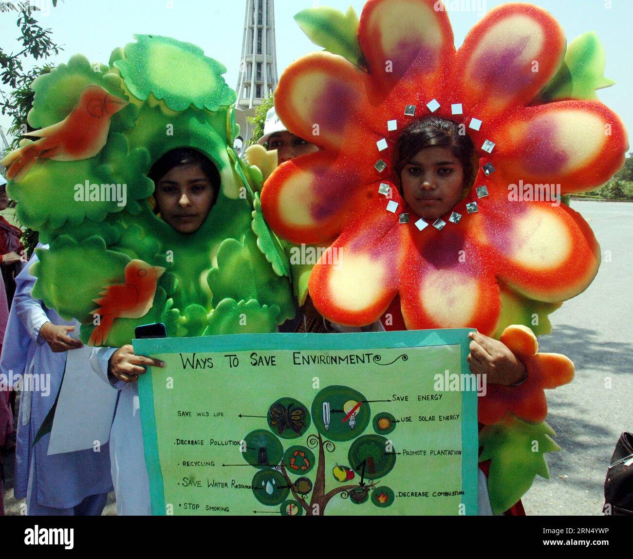 Pakistani students participate in a rally to mark World Environment Day ...
