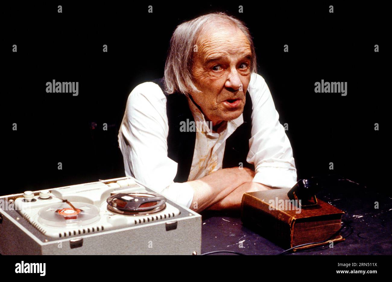 Max wall hi-res stock photography and images - Alamy