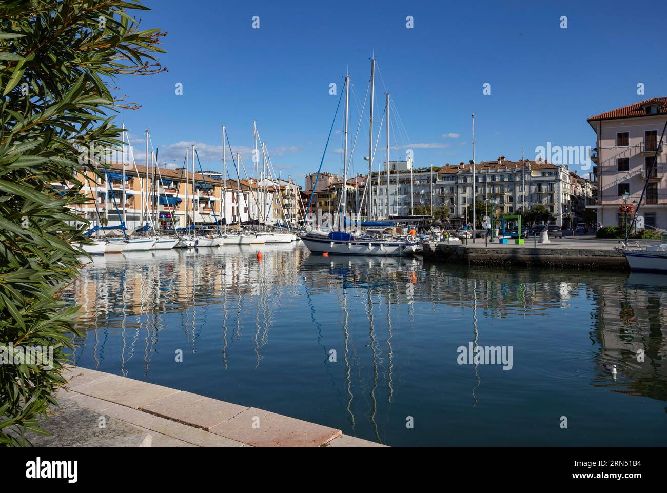 Downtown grado hi-res stock photography and images - Alamy