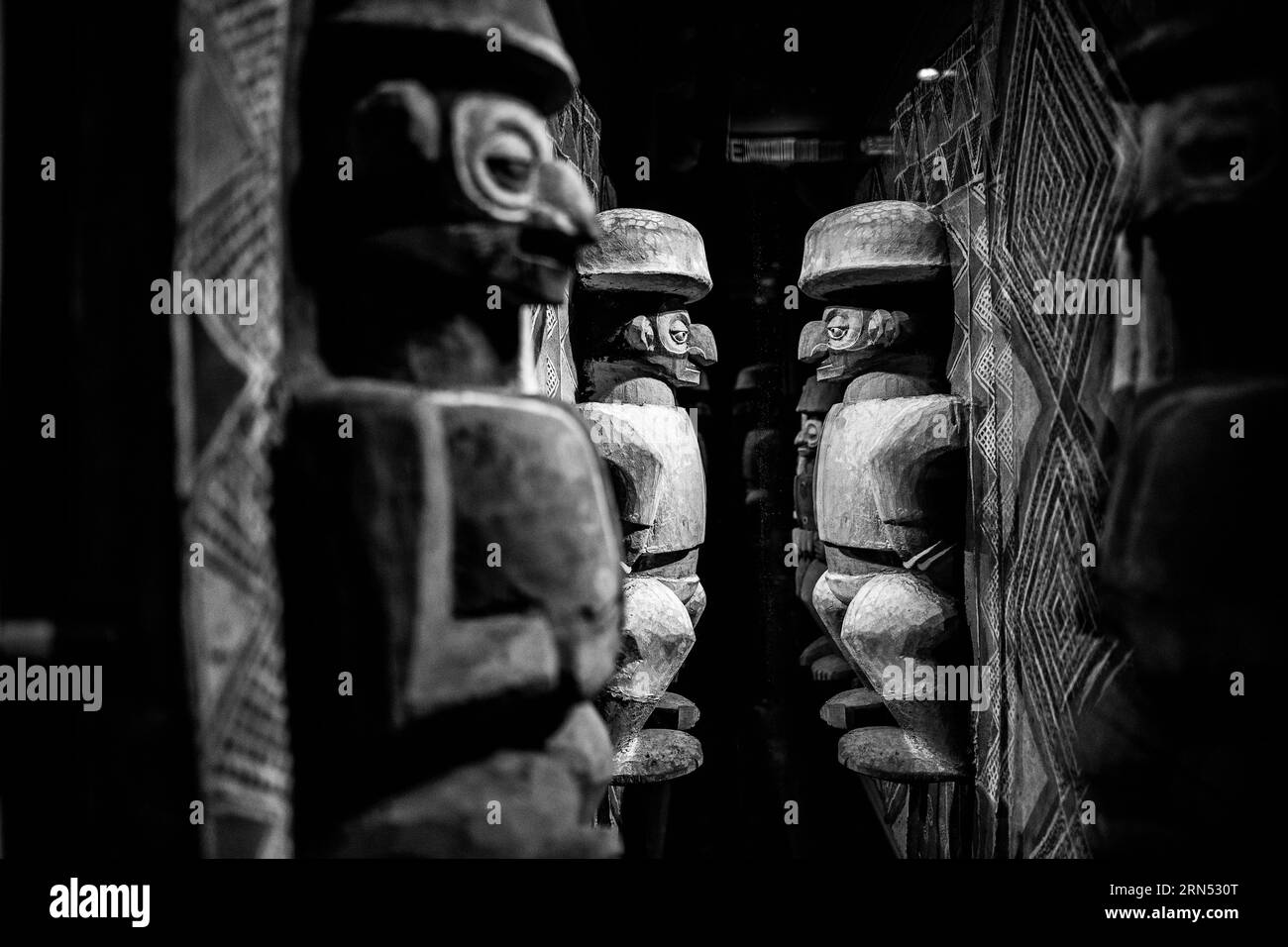 Case showing Black and White Stock Photos & Images - Alamy