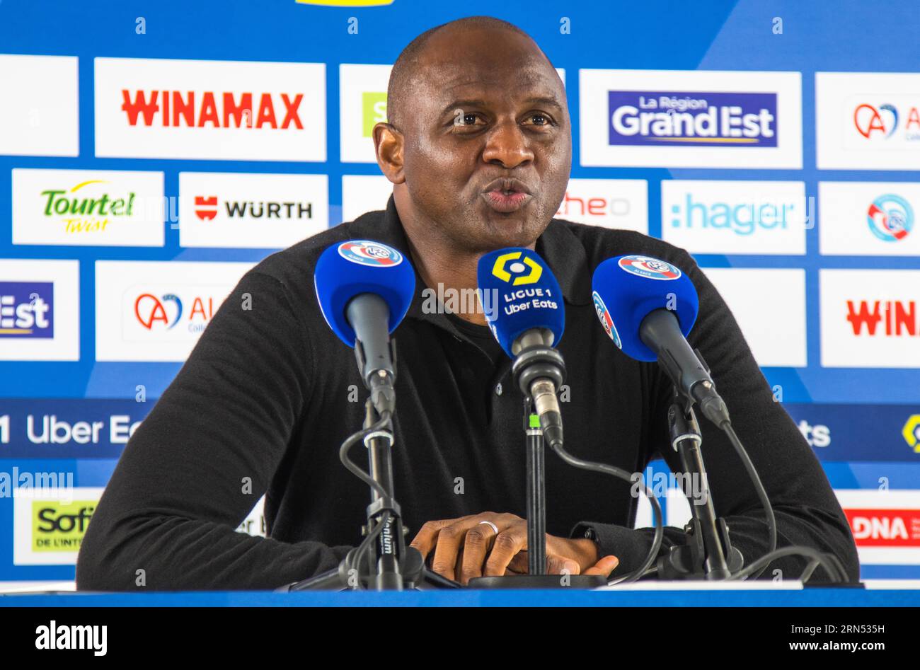 Coach Patrick VIEIRA (Racing Strasbourg) in the press conference Stock ...