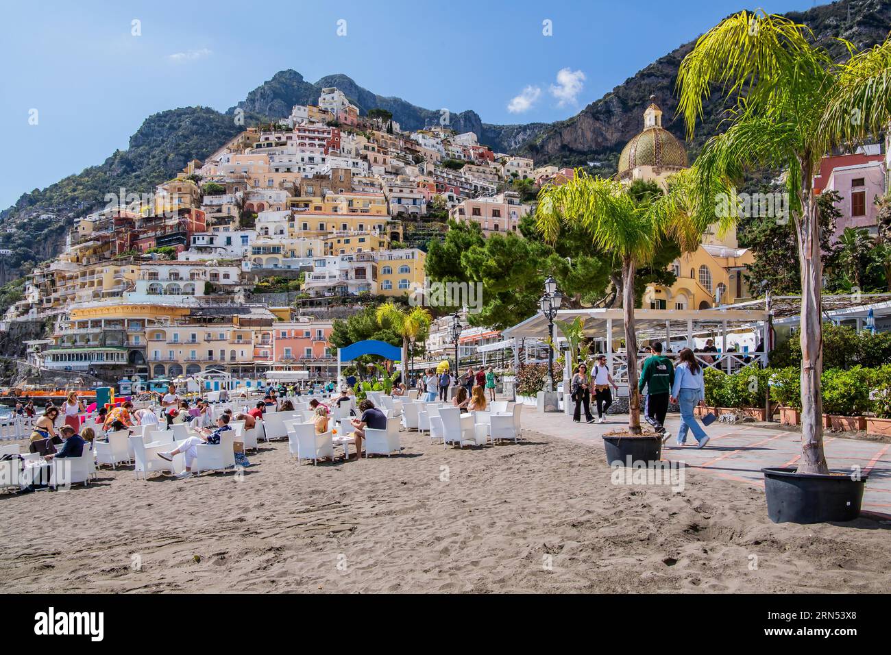 Positano beach bar hi-res stock photography and images - Alamy