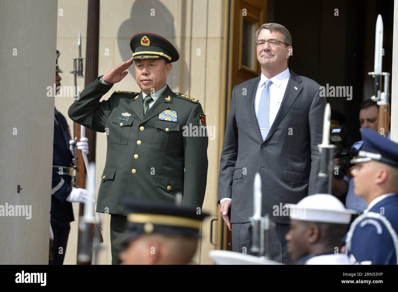 U.S. Defense Secretary Ashton Carter (R) holds a welcoming ceremony for ...