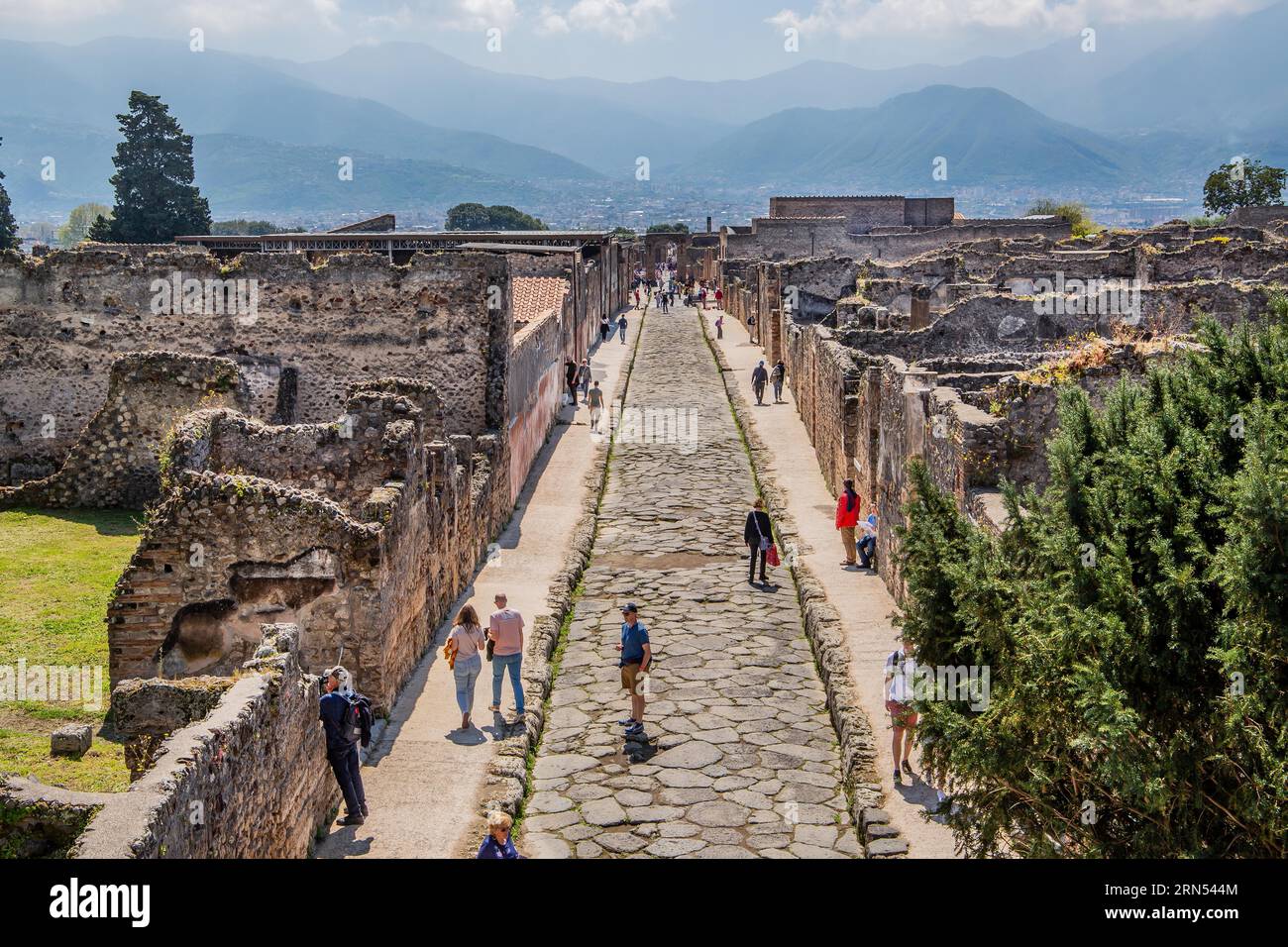 Pompei excavation archaeologist hi-res stock photography and images - Alamy
