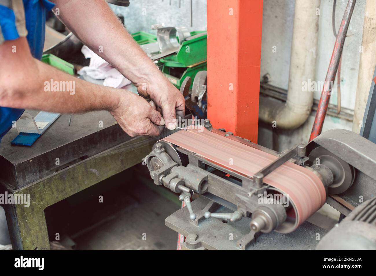 Grinding paper hi-res stock photography and images - Alamy