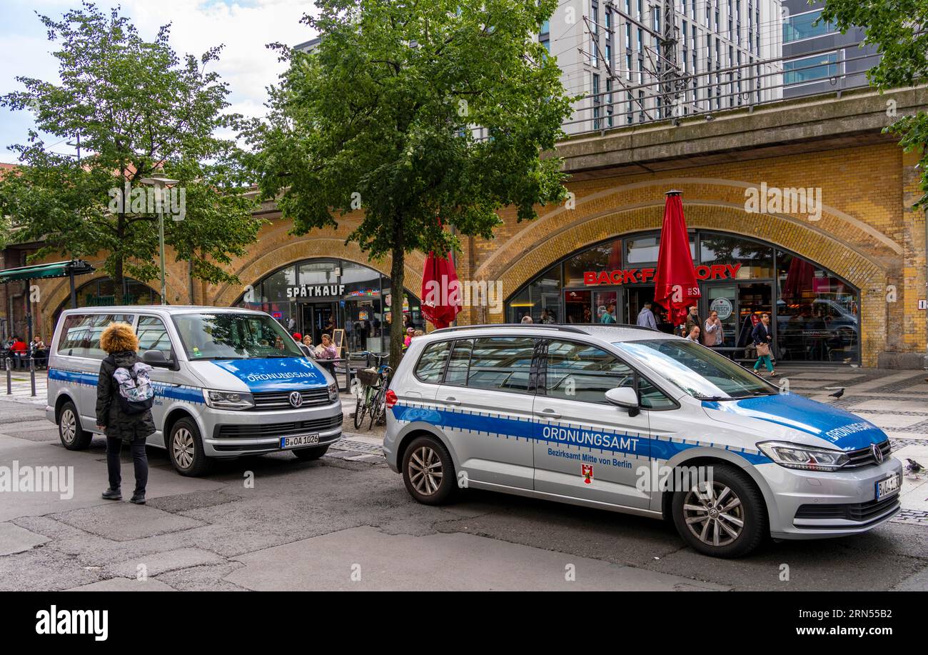 Emergency vehicles of the Berlin Police and Public Order Office ...