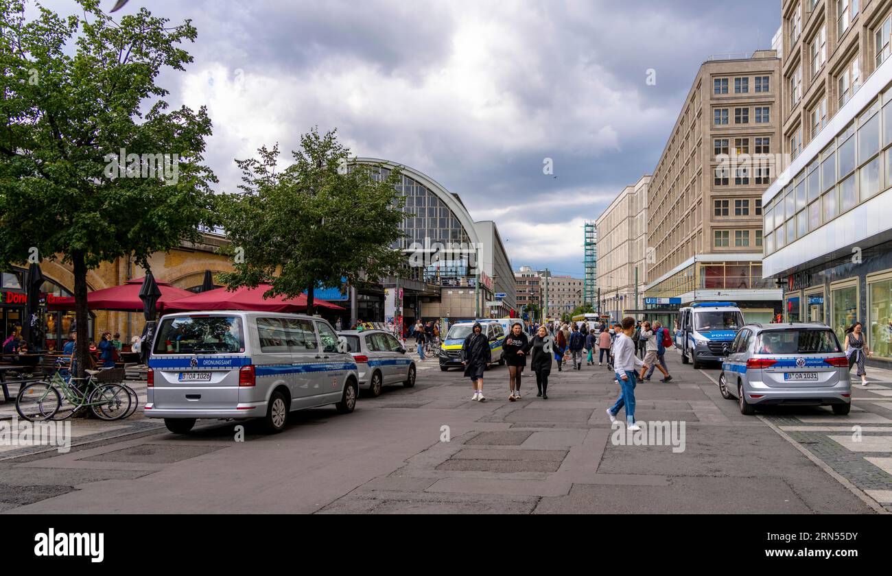 Emergency vehicles of the Berlin Police and Public Order Office ...