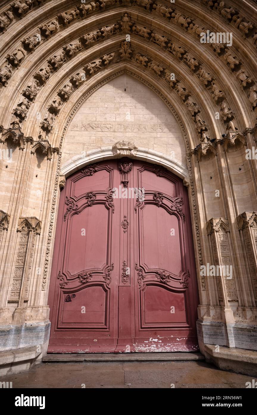 Entrance portal of Saint-Jean Cathedral, French official Eglise Saint ...
